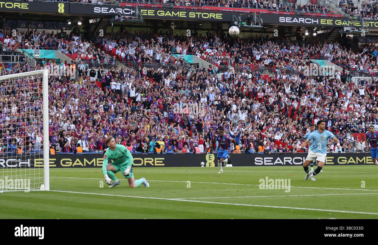 London, UK. 17th May, 2025. Dean Henderson (CP) saves the penalty kick ...
