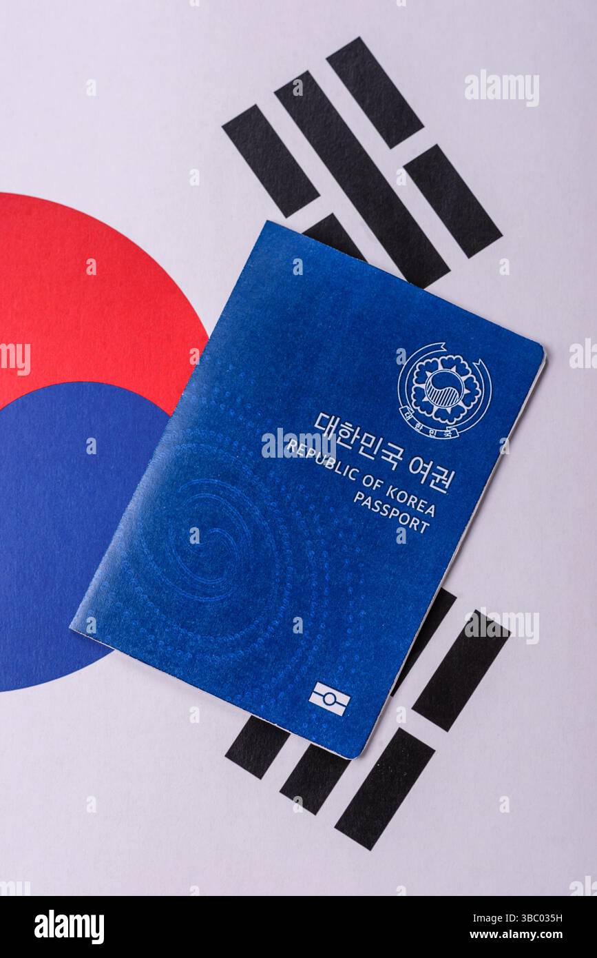 Korean passport for travelling, flying and doing business. South korea ...