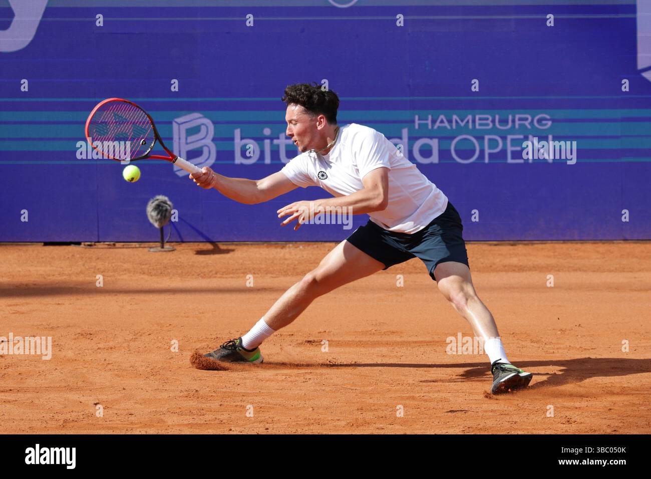 Hamburg, Germany. 17th May, 2025. HAMBURG, GERMANY - MAY 17: Max Hans ...