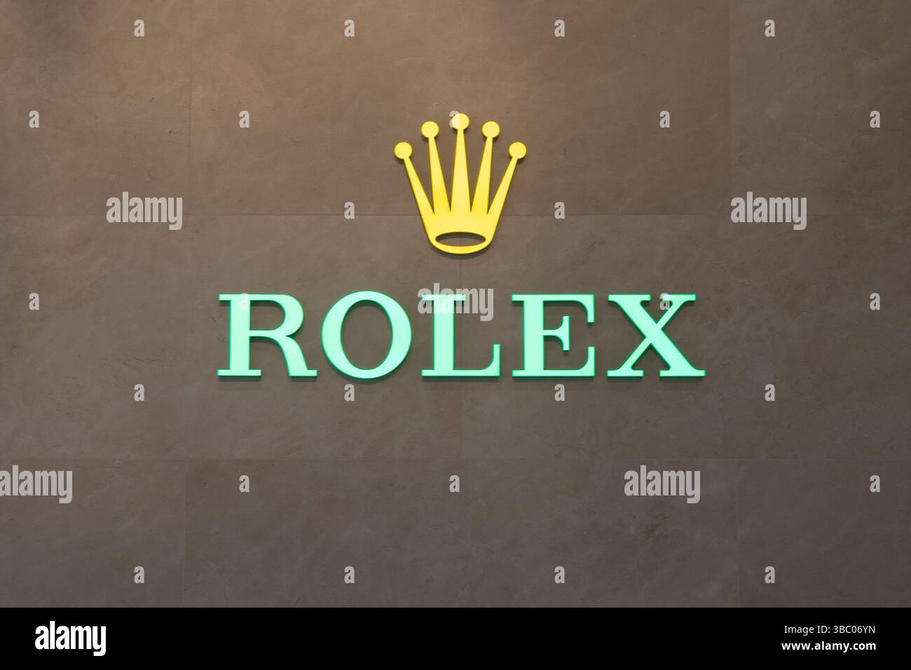 Rolex logo hi-res stock photography and images - Alamy