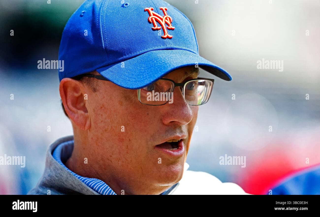 New York Mets owner Steve Cohen speaks before a baseball game against ...