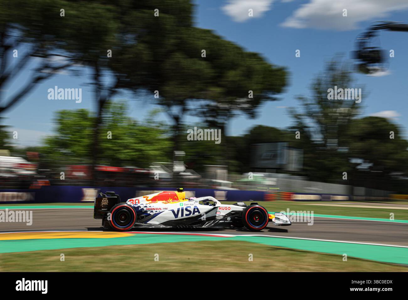 Liam Lawson (NZL) - Visa Cash App RB F1 Team - RB VCARB02 - Honda RBPT ...