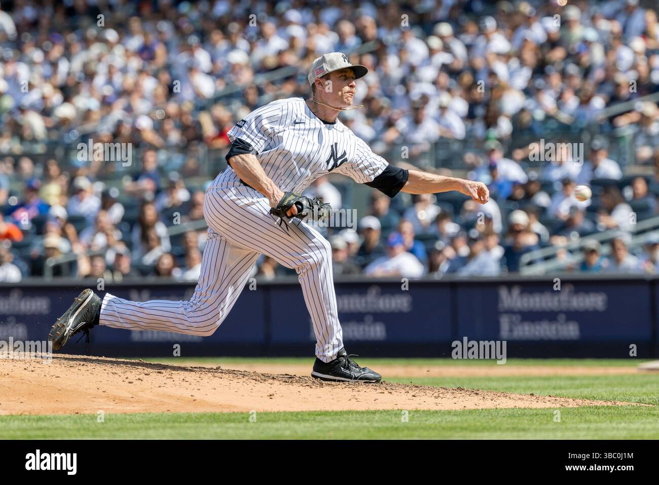 BRONX, NY - MAY 17: New York Yankees pitcher Tim Hill (41) throws a ...