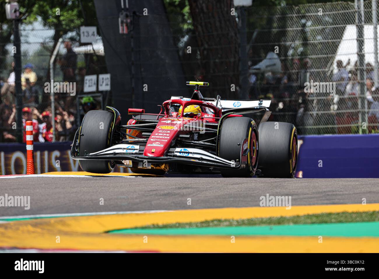 Lewis Hamilton (GBR) - Scuderia Ferrari - Ferrari SF-25 - Ferrari ...