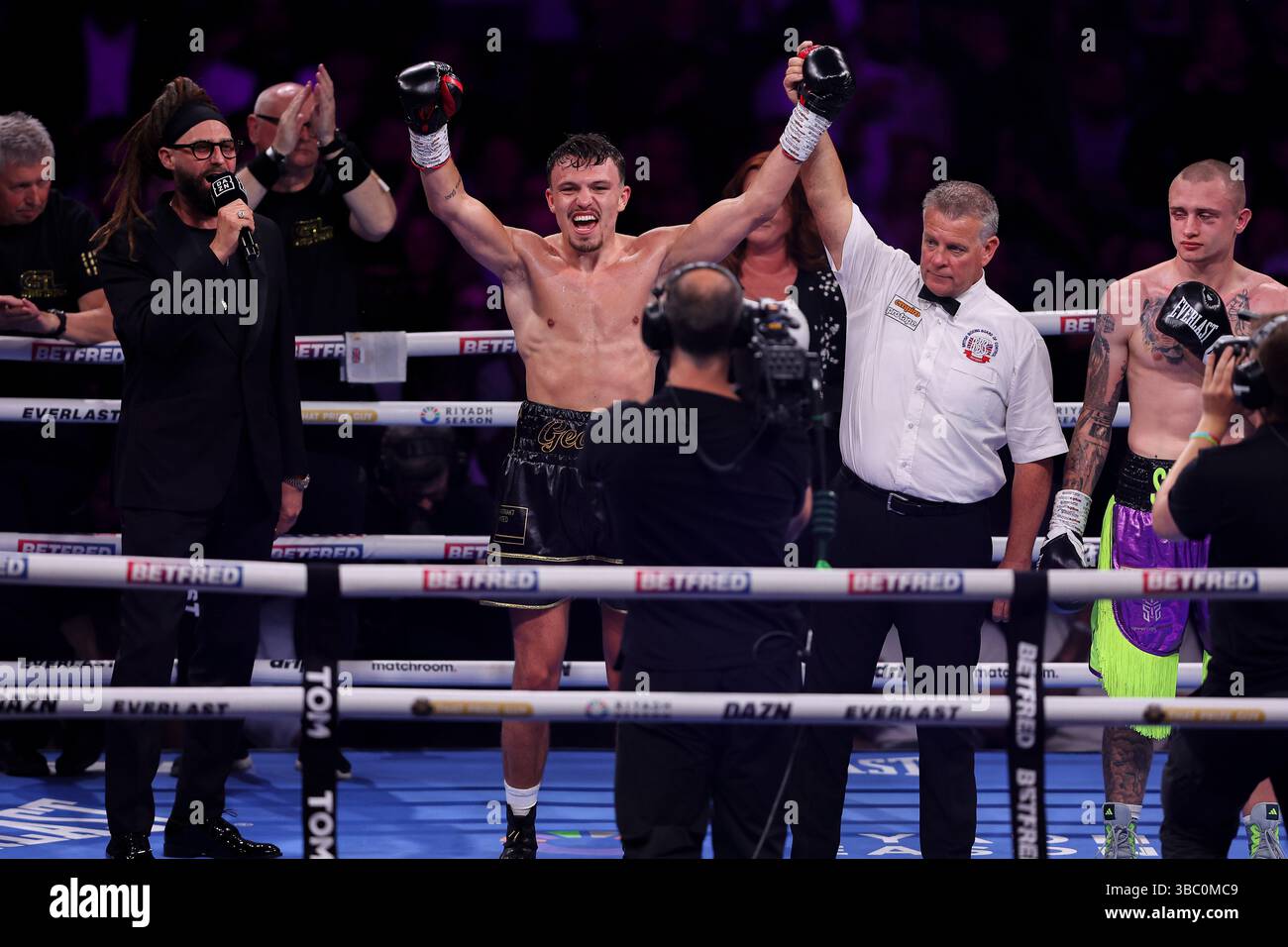 Copper Box Arena, London, UK. 17th May, 2025. WBA Intercontinental ...