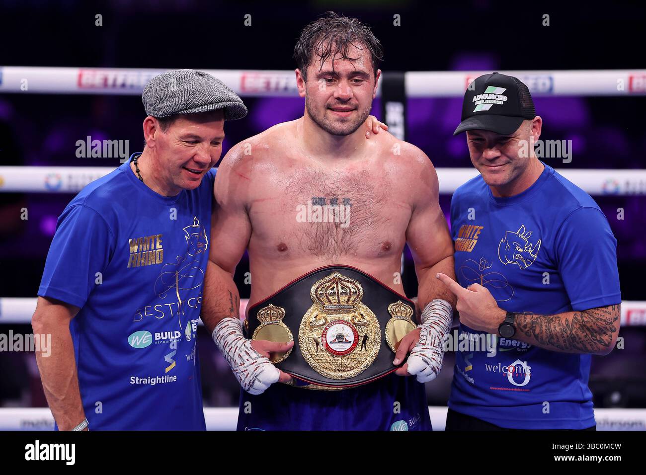 Copper Box Arena, London, UK. 17th May, 2025. WBA Intercontinental ...