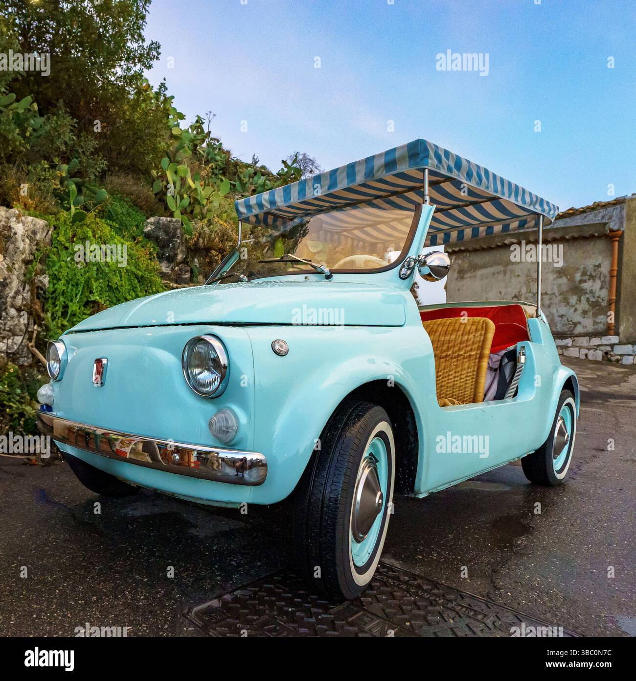 Beautifully renovated Fiat 500 Abart cabriolet oldtimer Stock Photo - Alamy