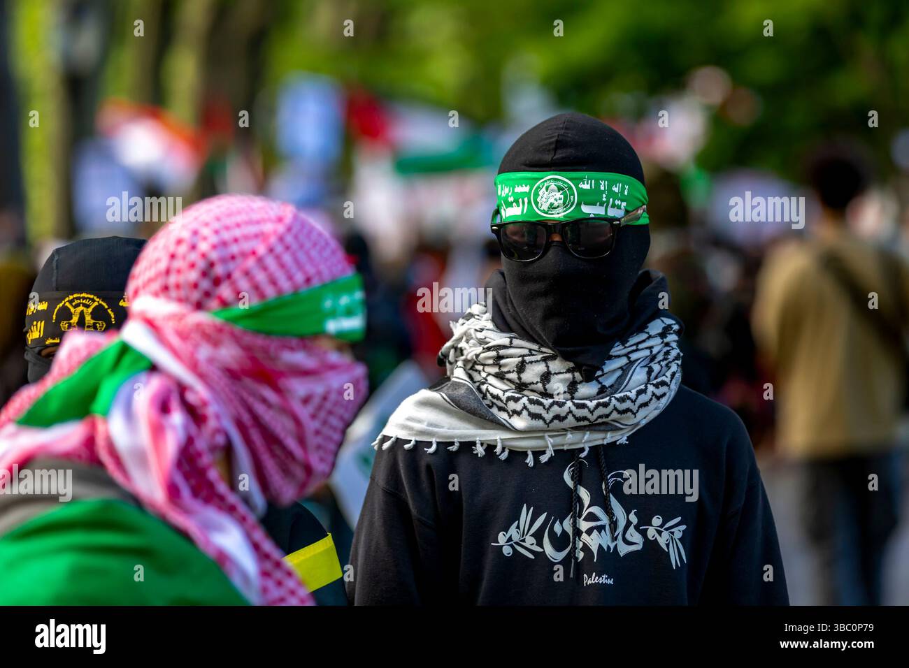 New York, United States. 15th May, 2025. Pro-Palestine protesters rally ...