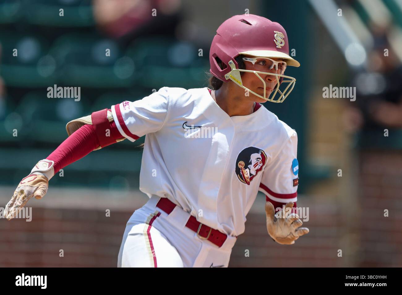 Florida State infielder Isa Torres (3) rounds first during an NCAA ...