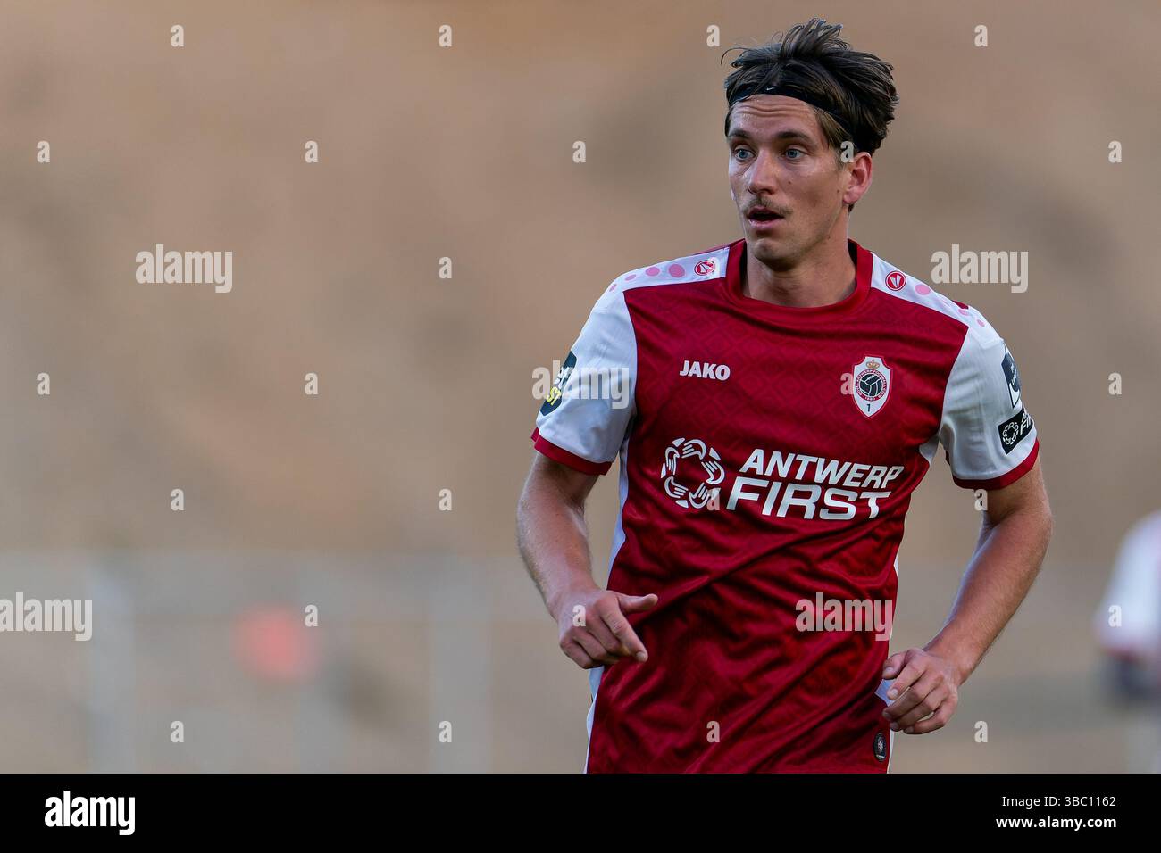 Antwerpen, Belgium. 17th May, 2025. ANTWERPEN, BELGIUM - MAY 17: Dennis Praet of Royal Antwerp ...
