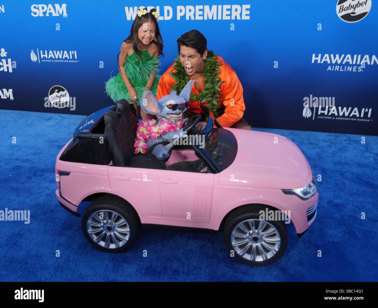 (L-R) Maia Kealoha, Kaipo Dudoit and Stitch at the Disney's LILO ...