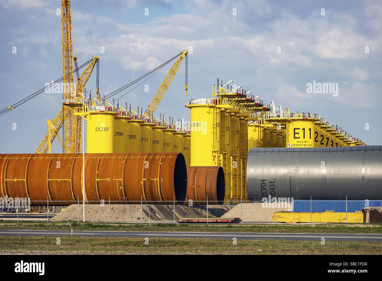 SIF Offshore Foundations, production of monopiles for offshore wind ...