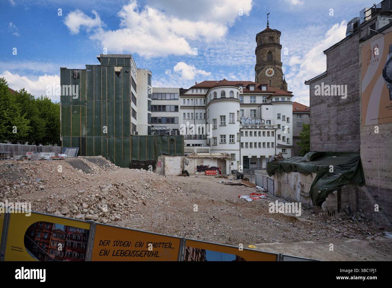 Construction site, construction fence, controversial construction project of Rene Benko's ...