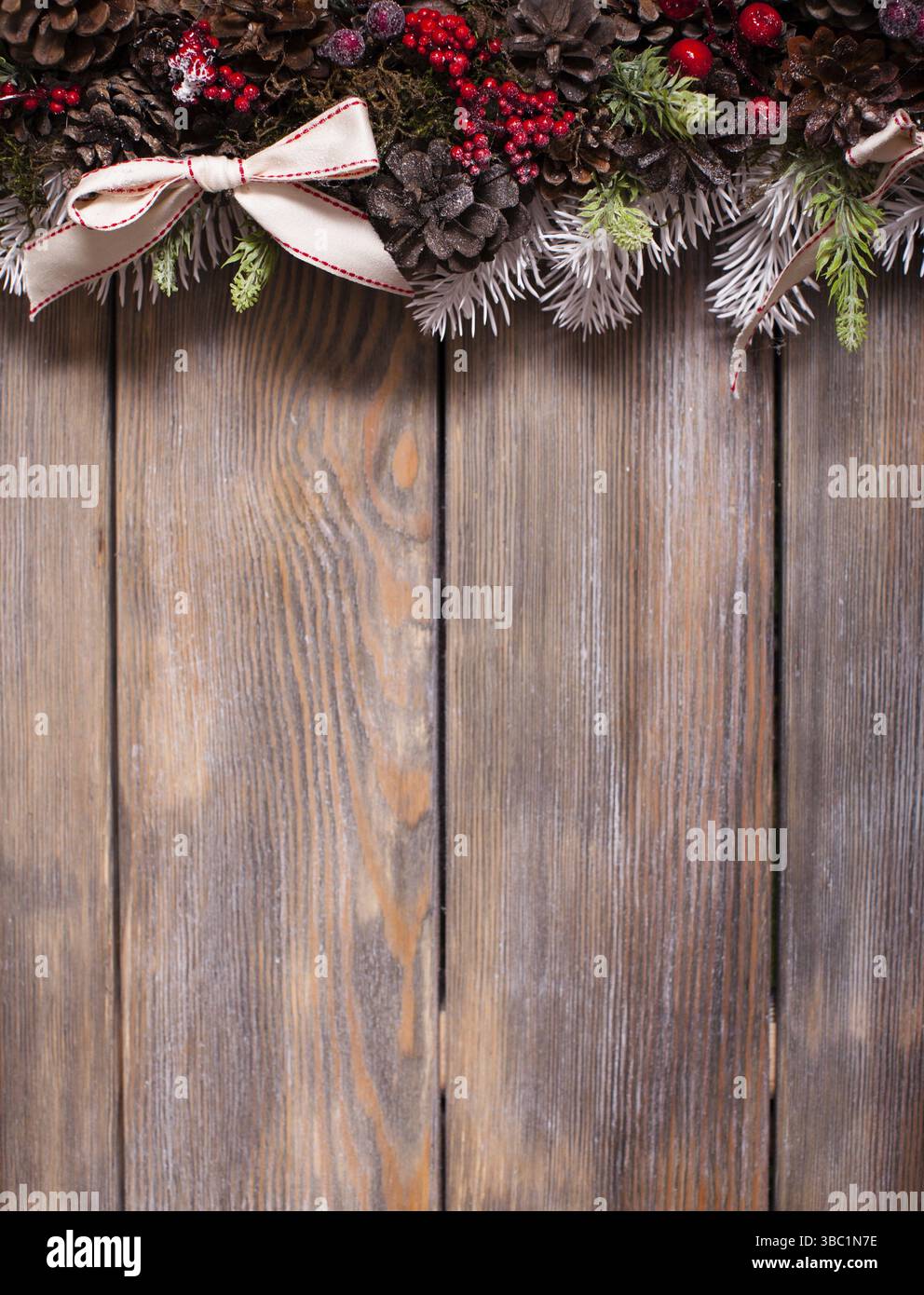 Christmas border design with rustic ribbom bows Stock Photo - Alamy