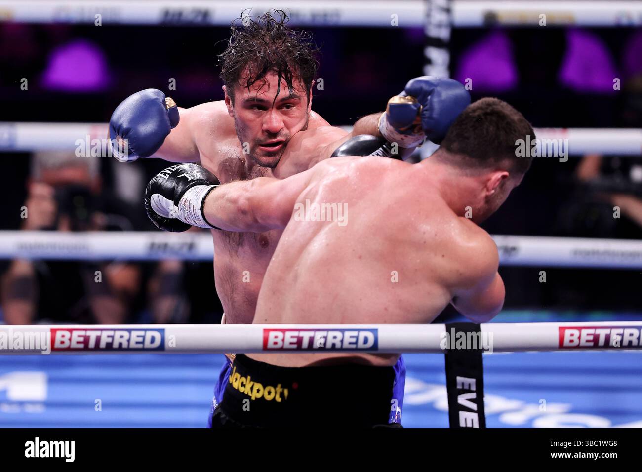 Copper Box Arena, London, UK. 17th May, 2025. WBA Intercontinental ...