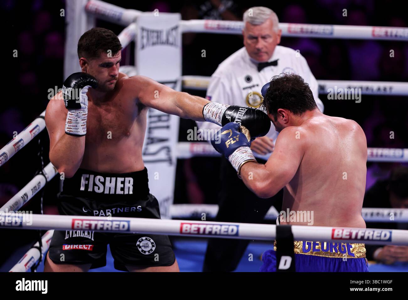 Copper Box Arena, London, UK. 17th May, 2025. WBA Intercontinental ...