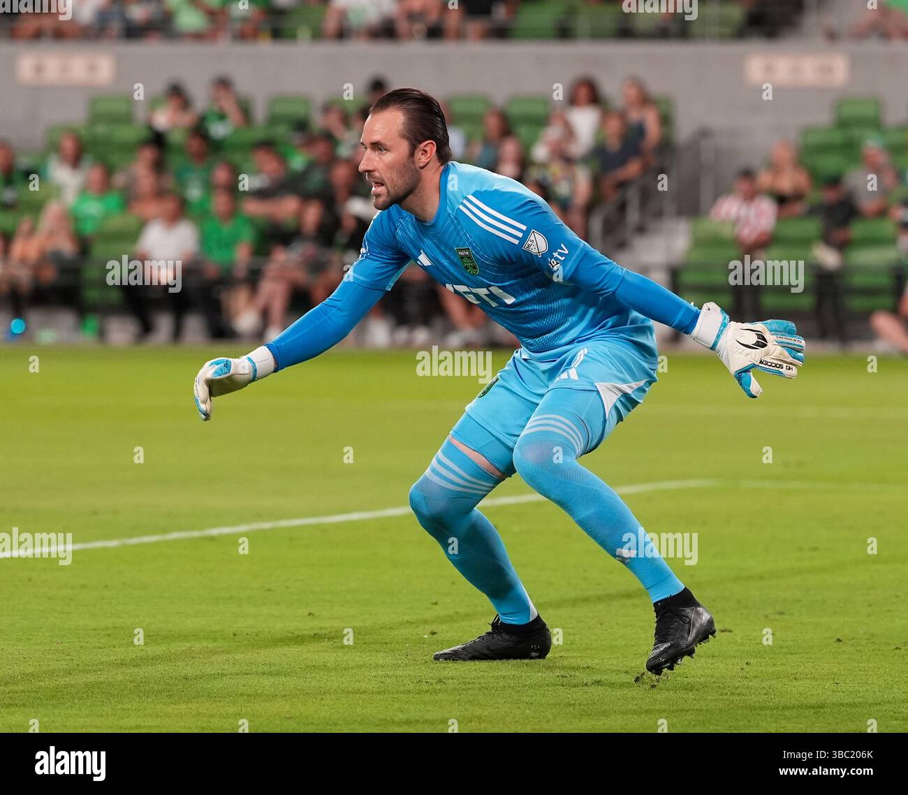 Austin, Texas, USA. 17th May, 2025. Austin FC goalkeeper BRAD STUVER (1 ...