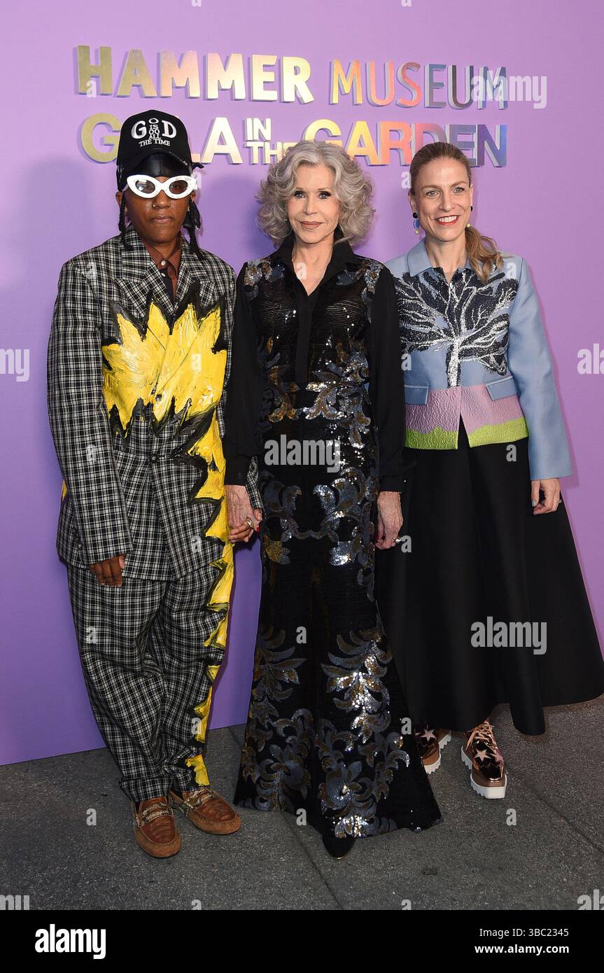 Lauren Halsey, from left, Jane Fonda and Zoë Ryan arrive at the 20th annual Hammer Museum Gala ...
