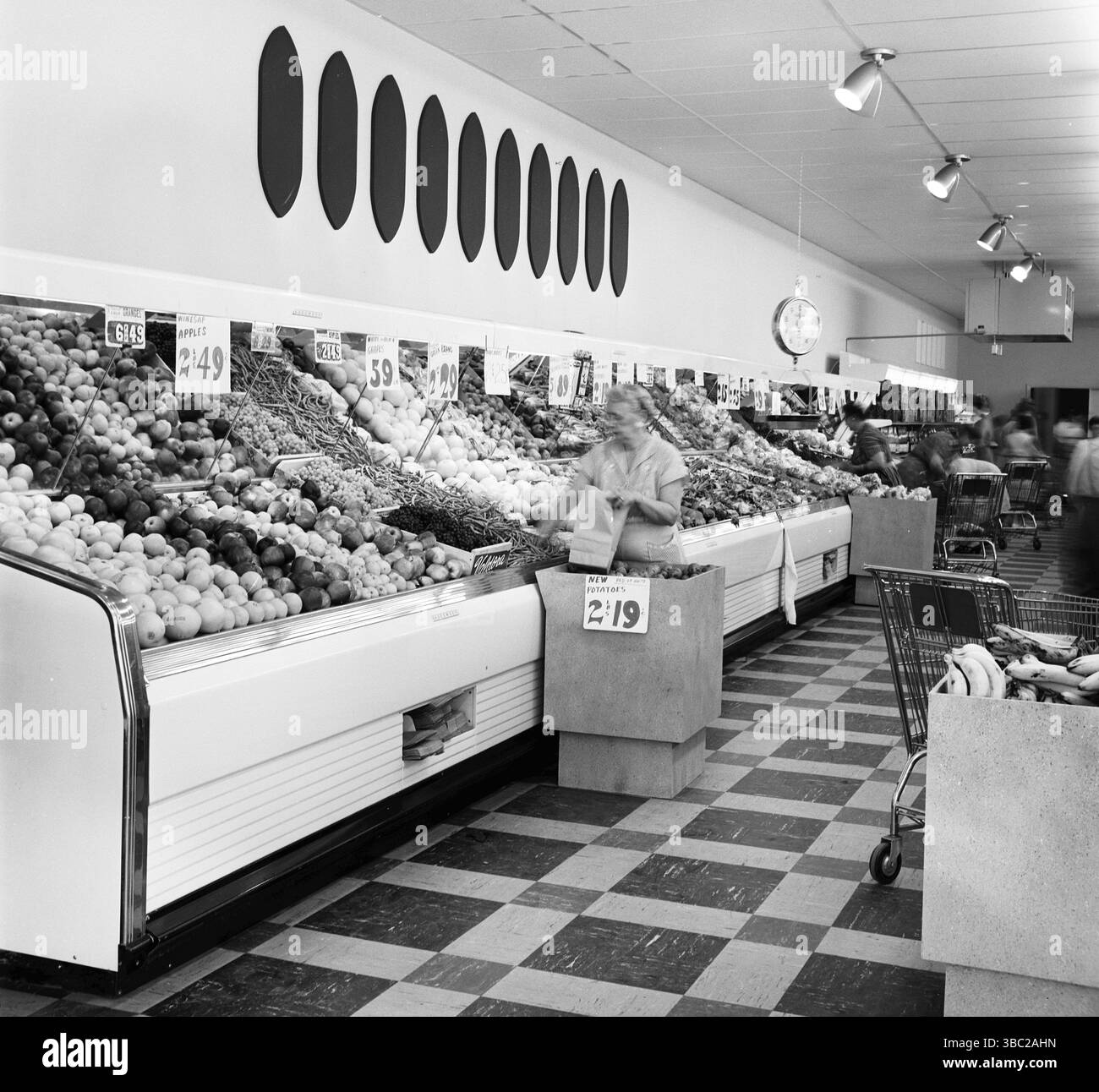 Grocery produce Black and White Stock Photos & Images - Alamy