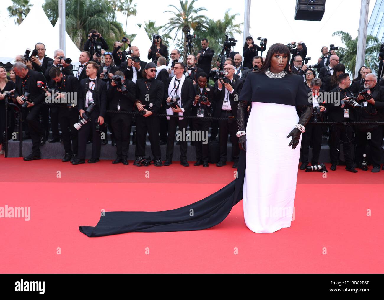 Cannes, France. 17th May, 2025. Yseult attends the "Nouvelle Vague ...