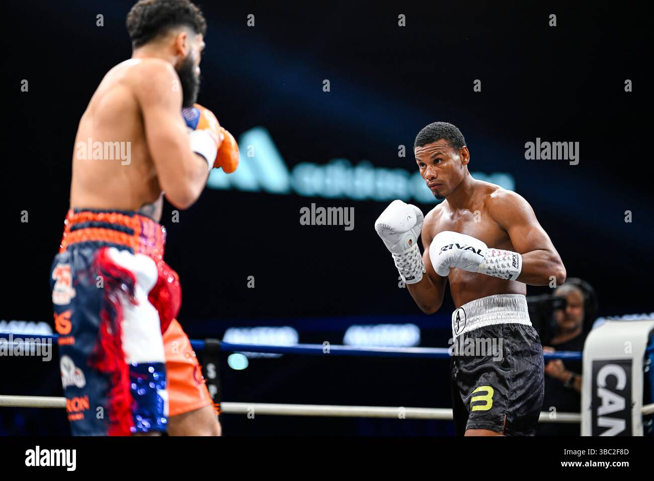 Paris, France. 17th May, 2025. Boxing fight Milan Prat VS Placido ...