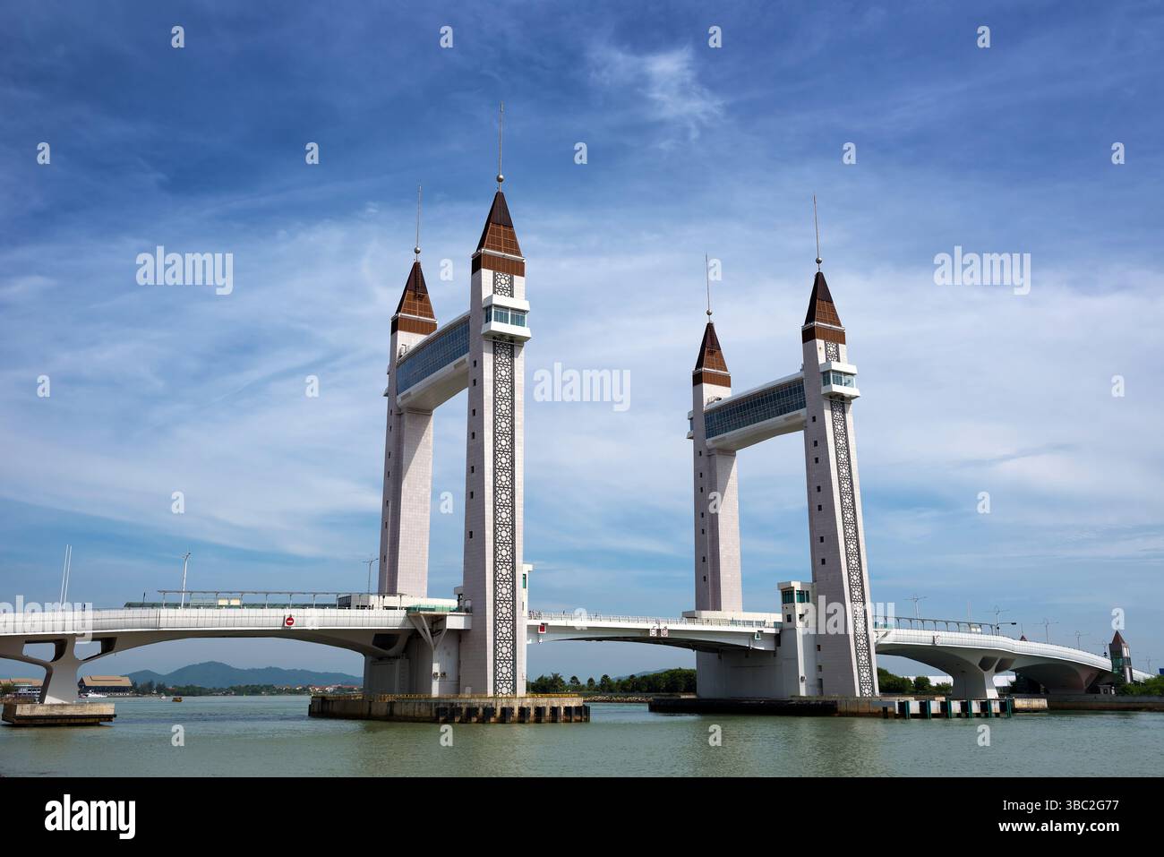 The iconic Kuala Terengganu Drawbridge, Malaysia - The iconic ...