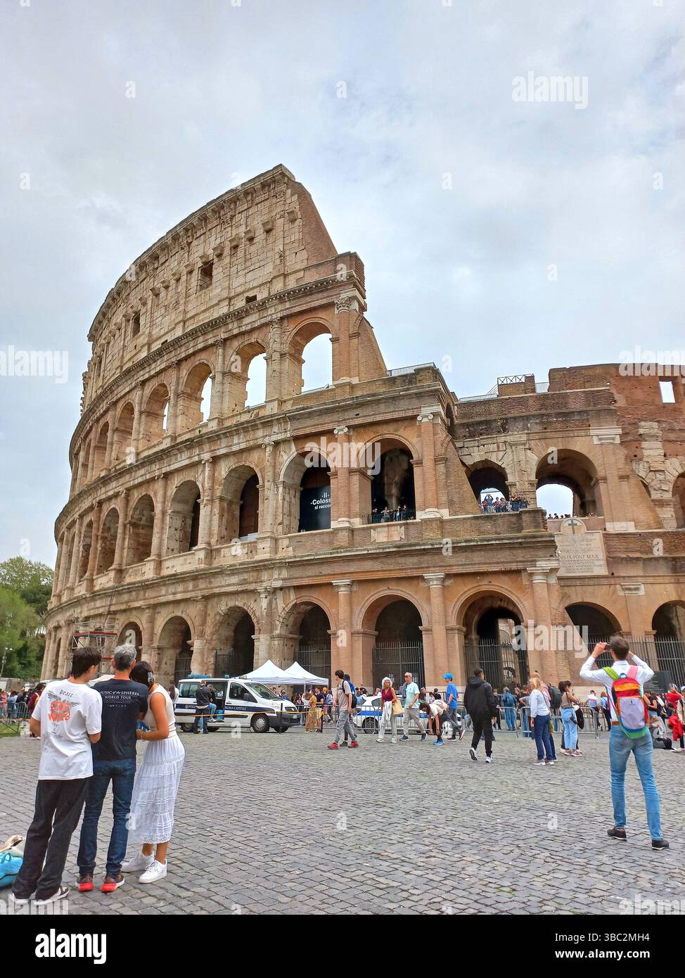 Rome, Lazio, Italy. April 15 2025. People visiting the Roman Colosseum ...