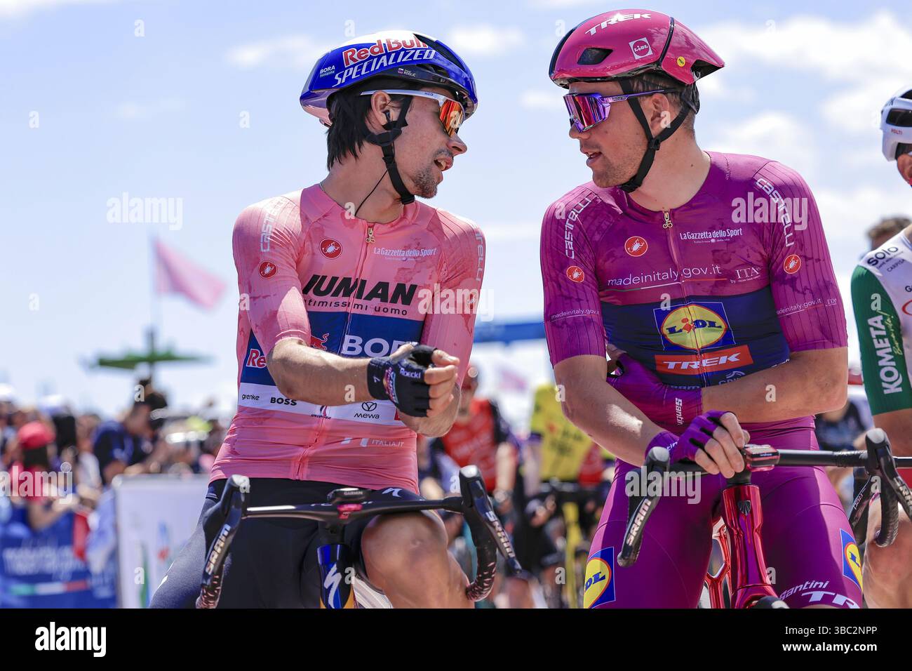 Primoz ROGLIC, Red Bull - BORA - hansgrohe and Mads PEDERSEN, Lidl ...