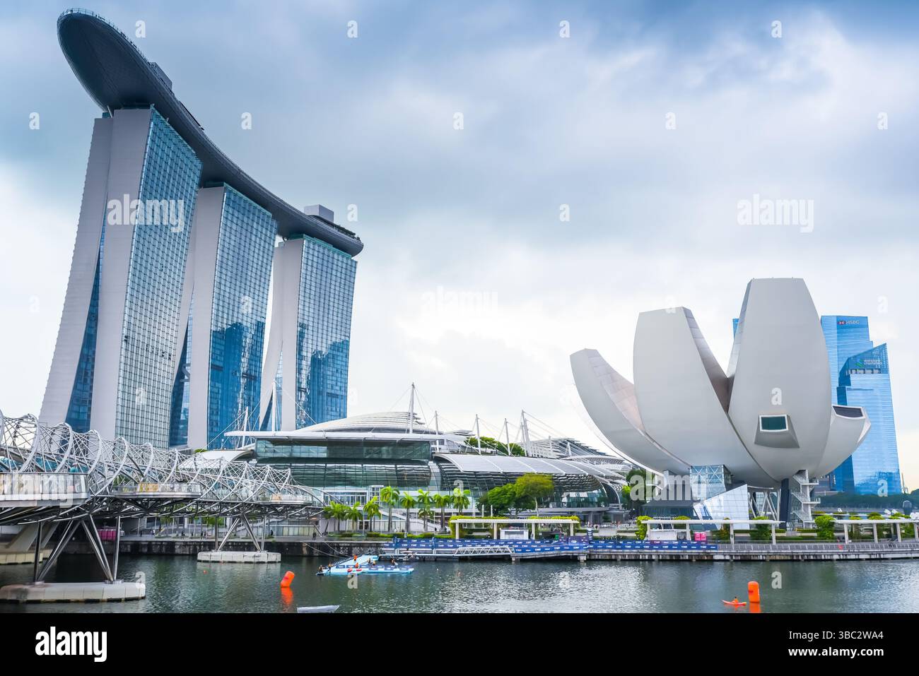Singapore april 2025 iconic hi-res stock photography and images - Alamy