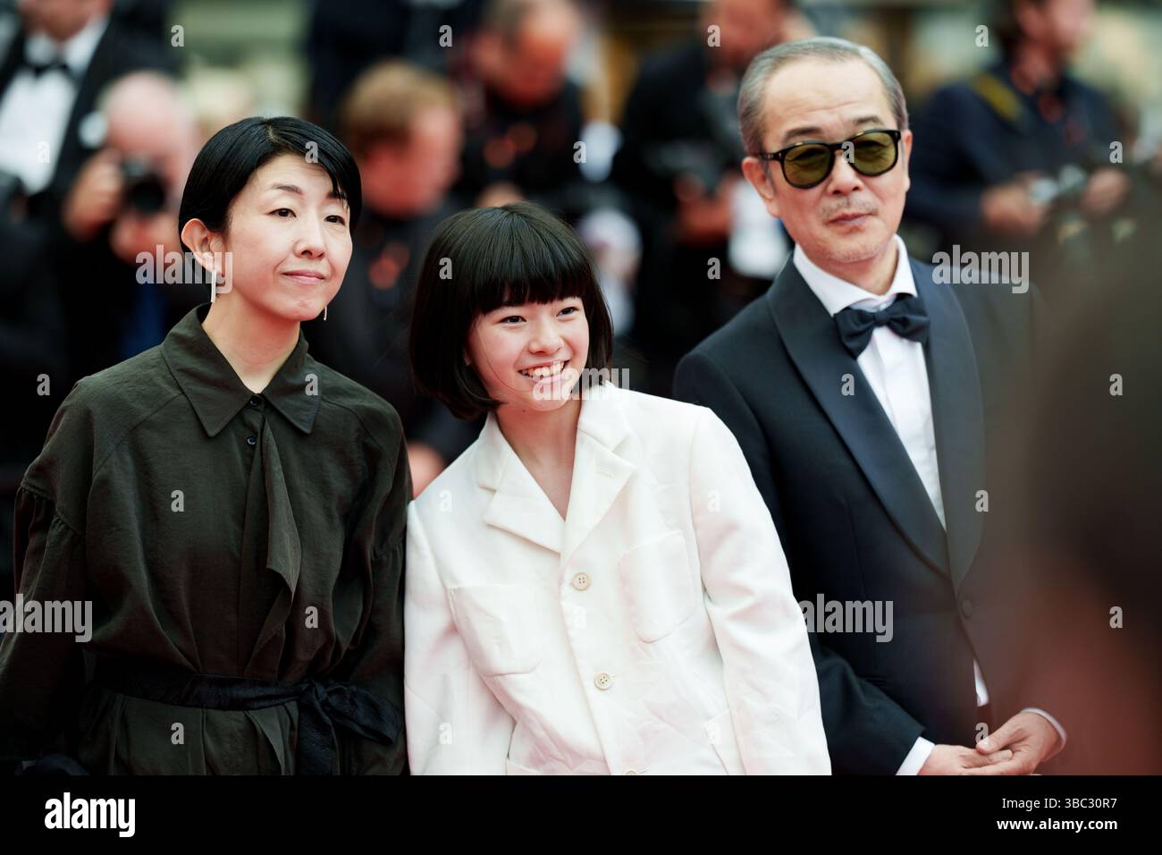 CANNES, FRANCE - MAY 17: A guest, Chie Hayakawa, Suzuki Yui, Hikari Ishida, Lily Franky, Sylvia ...