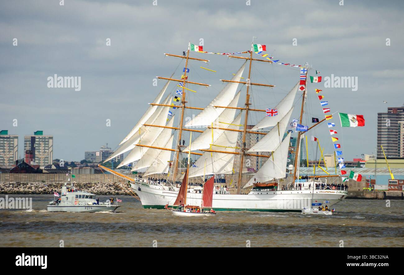 Tall Ship Cuauhtemoc in full sail at Liverpool prior to the Tall Ships ...