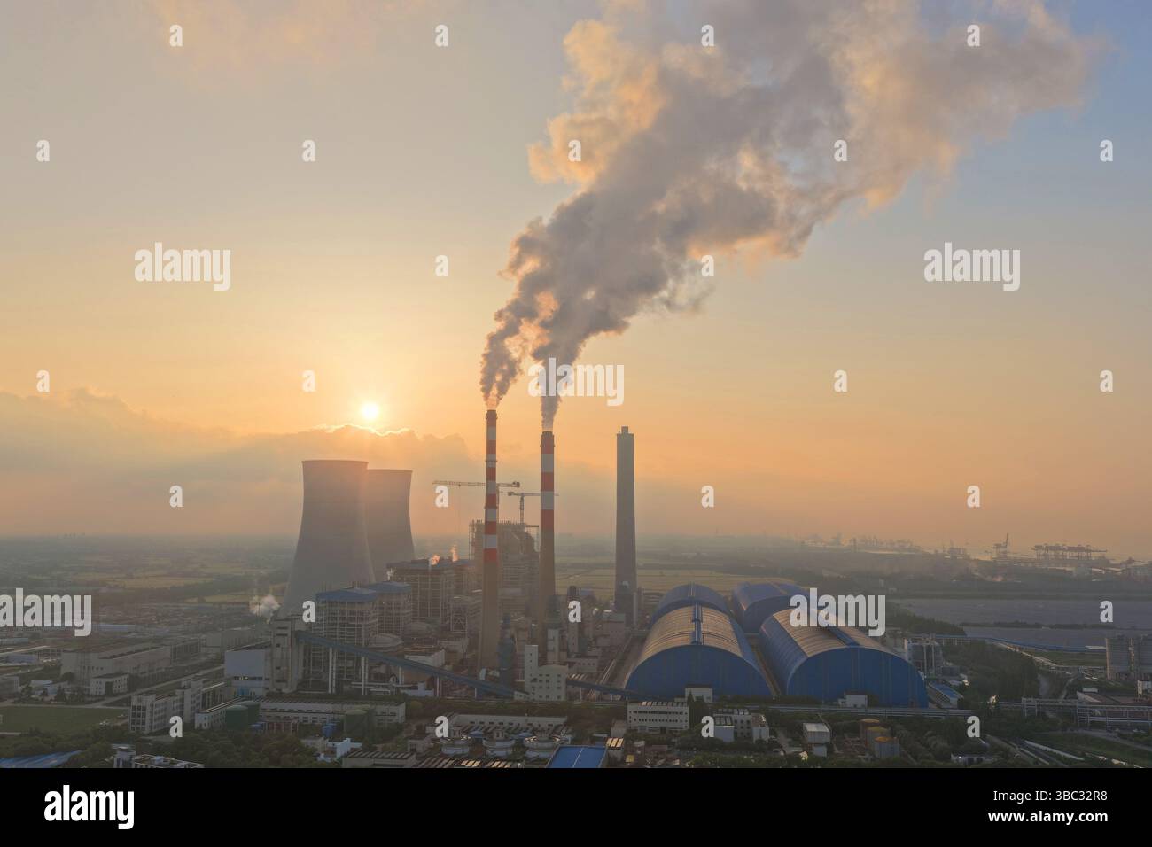 Taicang, China. 16th May, 2025. TAICANG, CHINA - MAY 16, 2025 - The ...