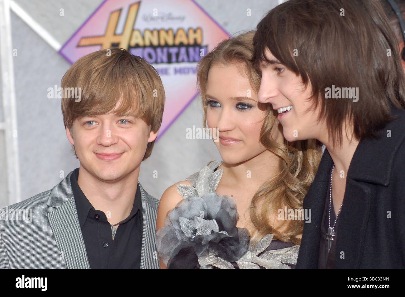 Hannah Montana stars Jason Earles, Emily Osment, and Mitchel Musso ...