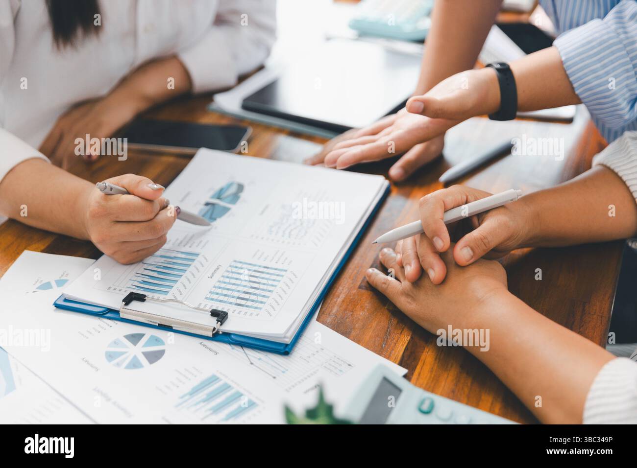 Financial business team in office, financial expert analyze business ...