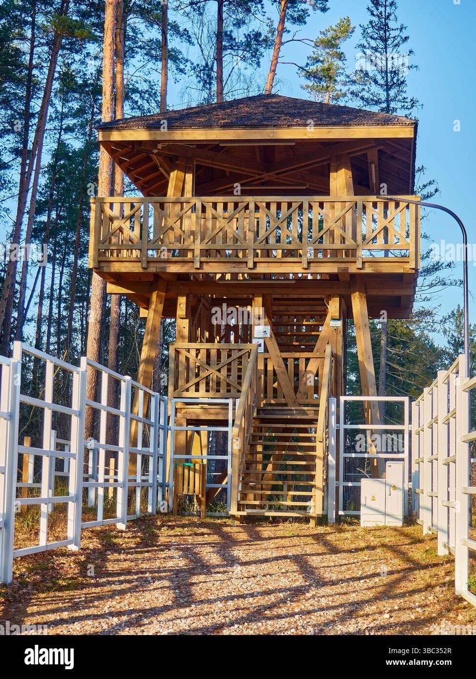 Wooden observation platform structure hi-res stock photography and ...