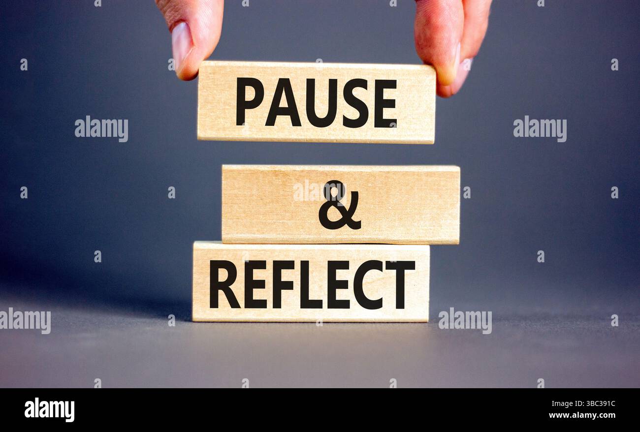 Pause and reflect symbol. Concept words Pause and reflect on beautiful ...