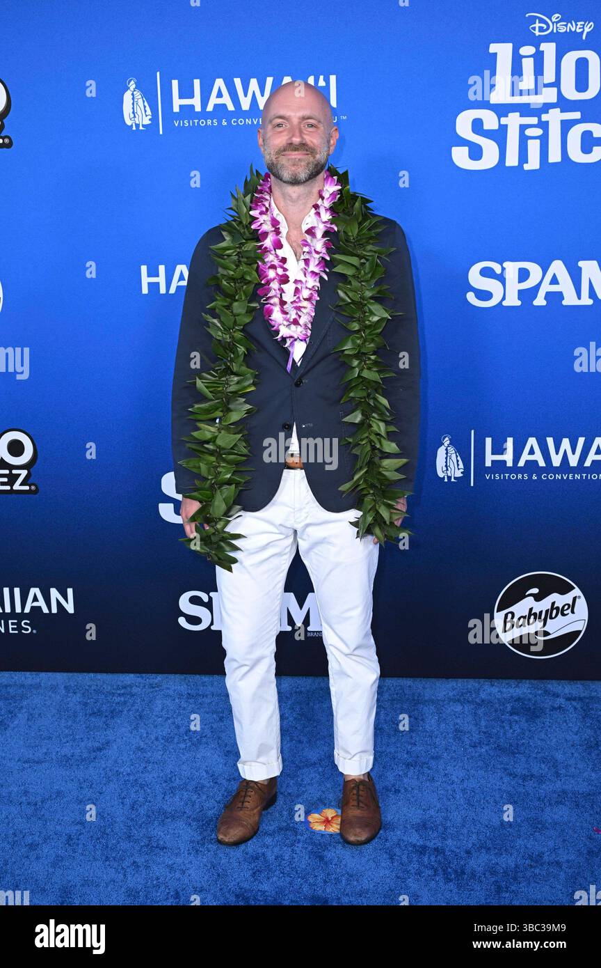 Dan Romer bei der Weltpremiere des Kinofilms Lilo & Stitch im El ...