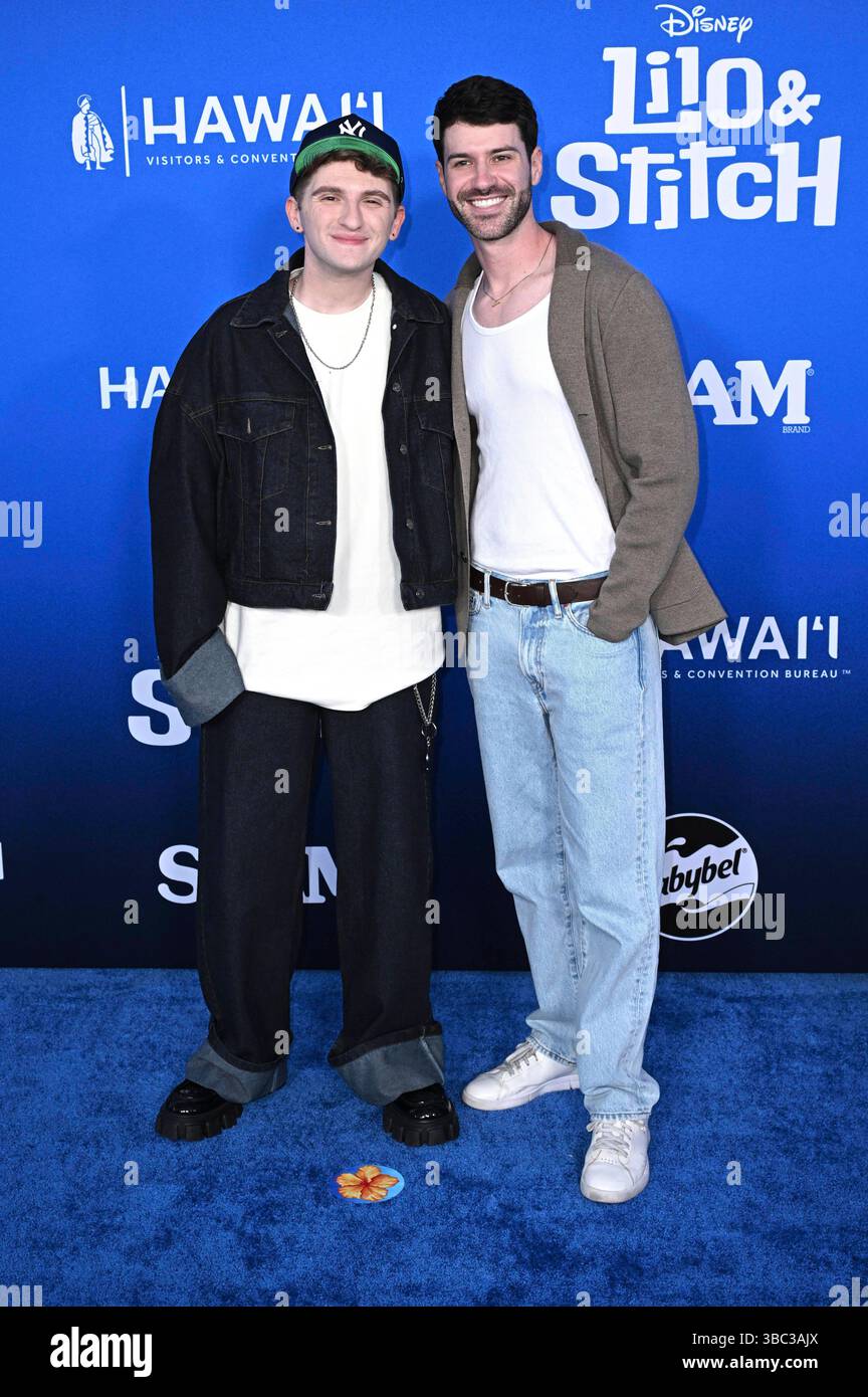Anthony Gargiula und Jonathan Tilkin bei der Weltpremiere des Kinofilms ...