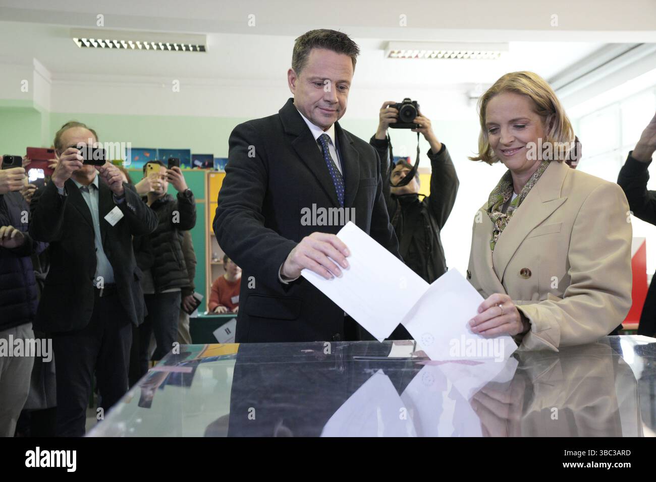 Warsaw, Poland. 18th May, 2025. Presidential candidate and mayor of ...