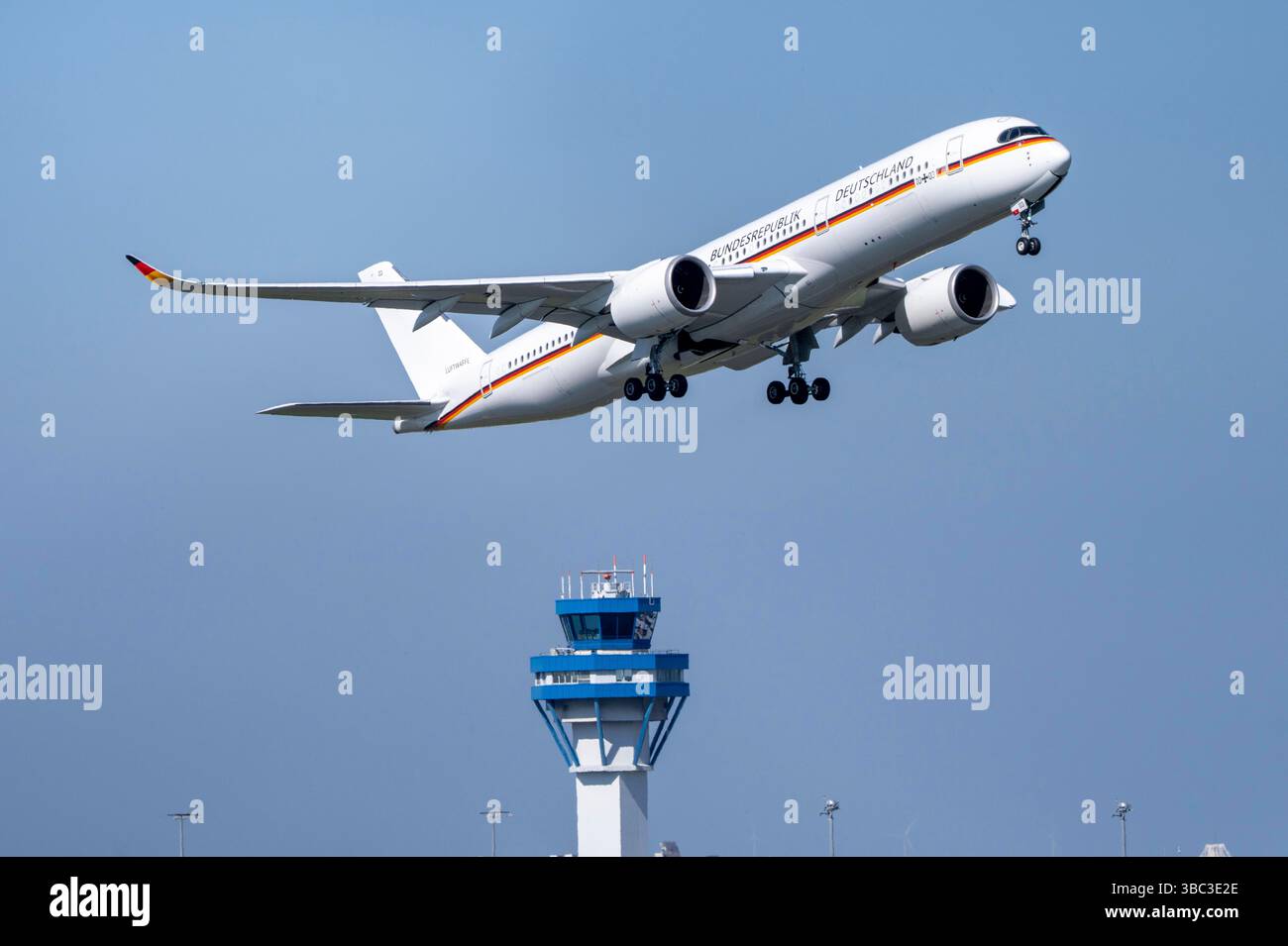 Cologne Bonn Airport, CGN, Airbus Airbus A350-900 of the German Air ...