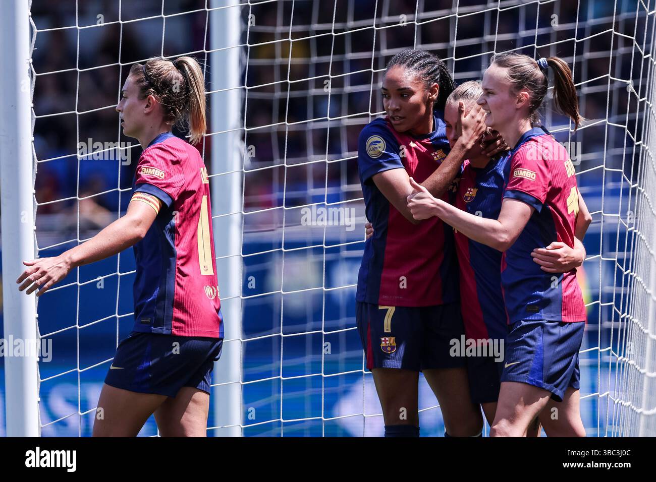 Ewa Pajor of FC Barcelona celebrates a goal with her teammates during ...