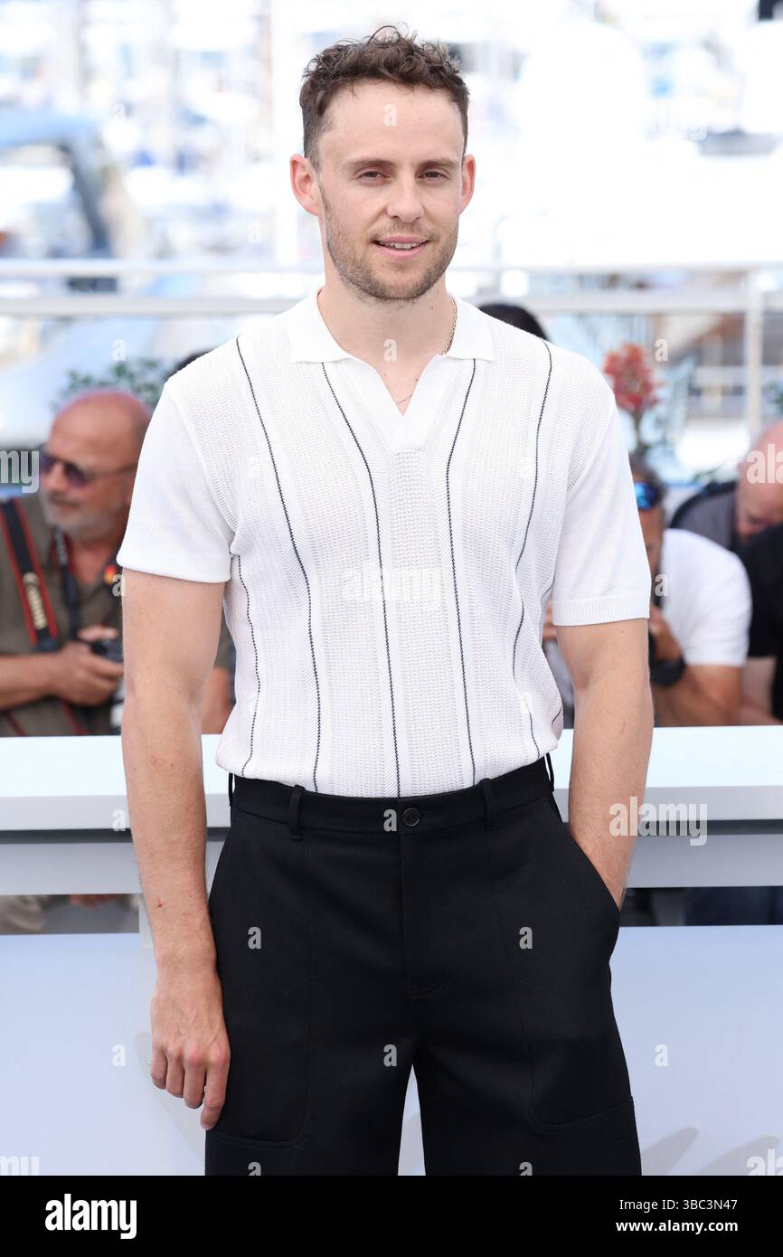 Cannes, France. 18th May, 2025. Harry Lighton posing during the Pillion ...