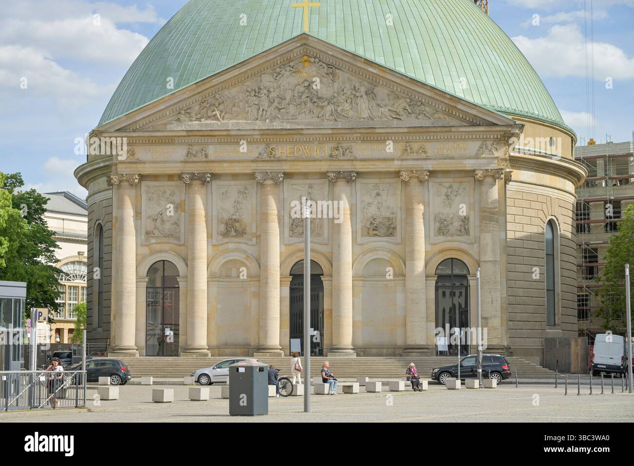 St. Hedwig Kathedrale, Bebelplatz, Mitte, Berlin, Deutschland Stock ...