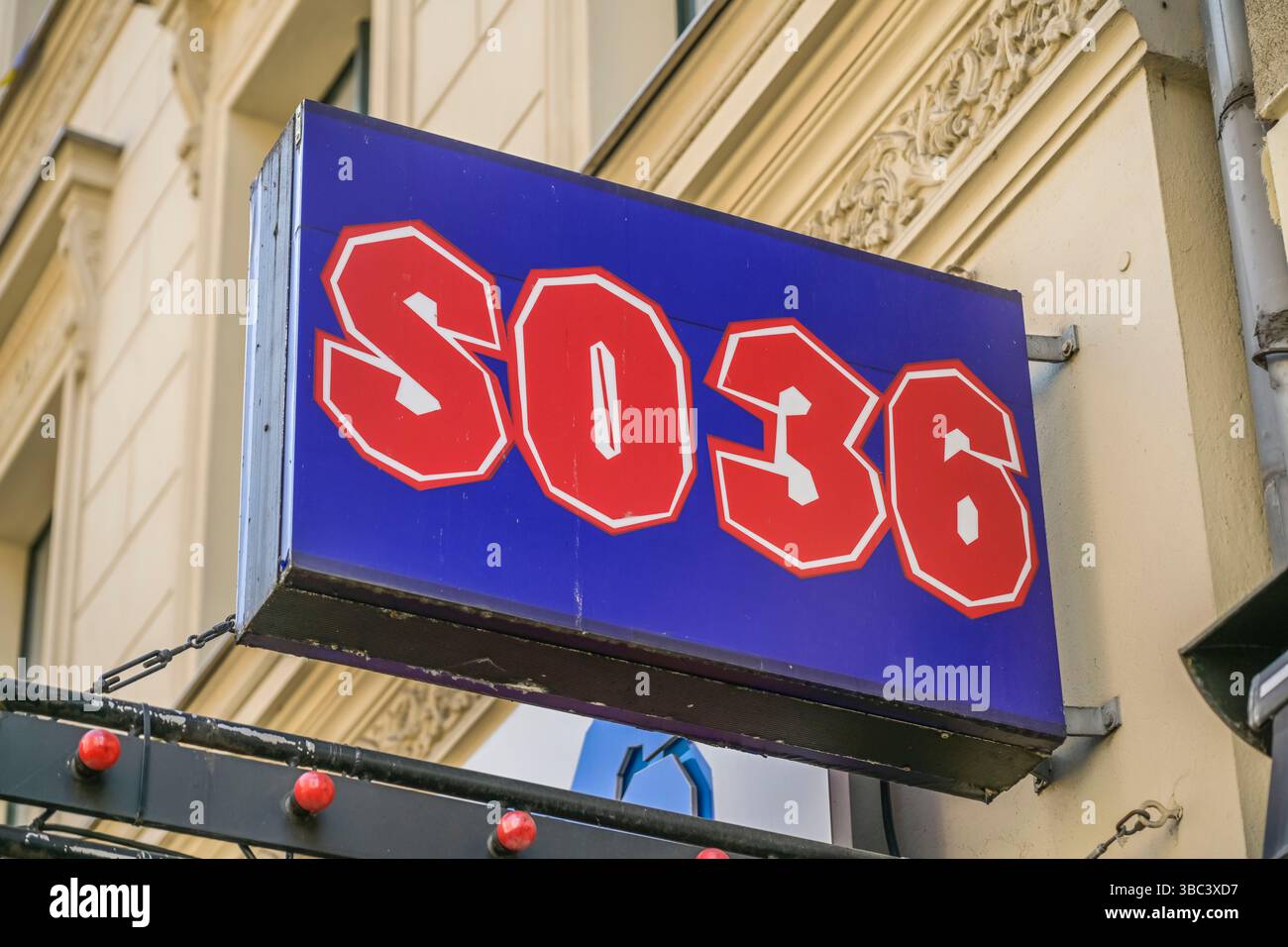 Logo, SO 36, Oranienstraße, Kreuzberg, Berlin, Deutschland Stock Photo - Alamy