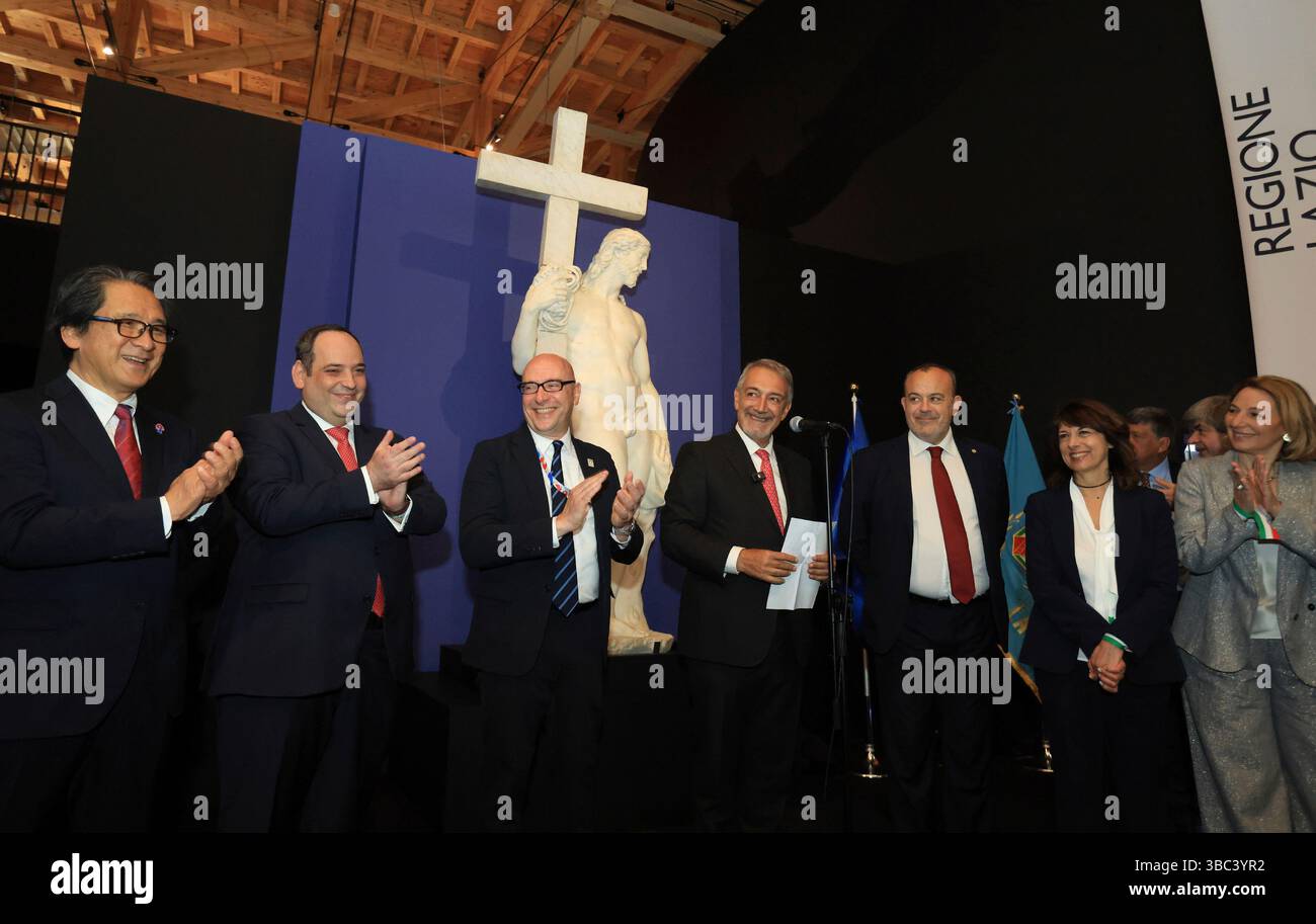 Michelangelo's "Resurrection of Christ" exhibit opens to the public at ...