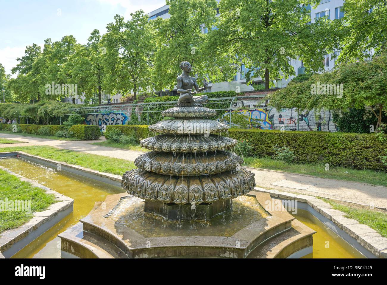 Indischer Brunnen, Leuschnerdamm, Kreuzberg, Friedrichshain-Kreuzberg ...