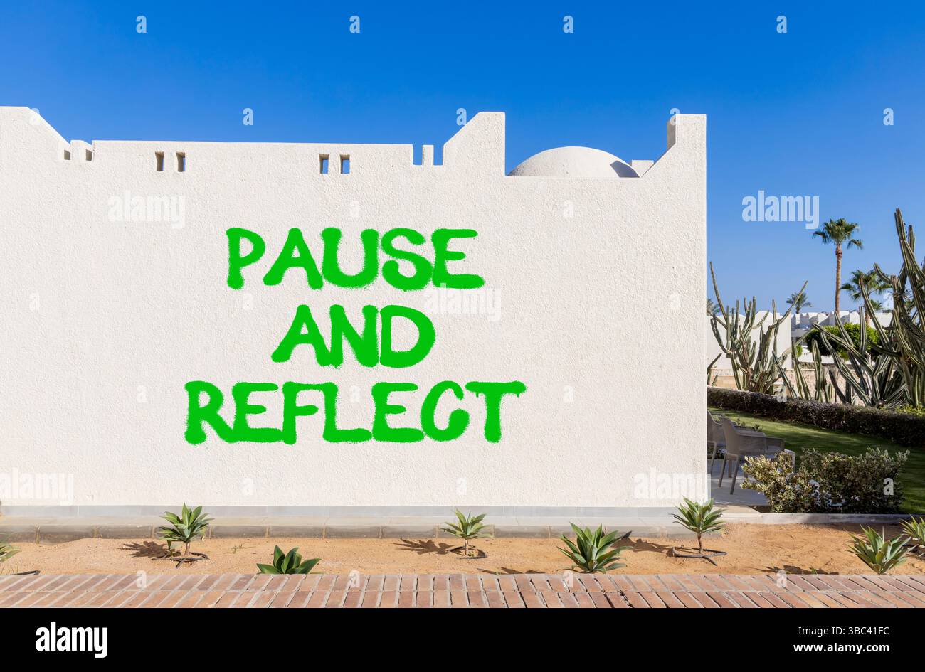 Pause and reflect symbol. Concept words Pause and reflect on beautiful ...