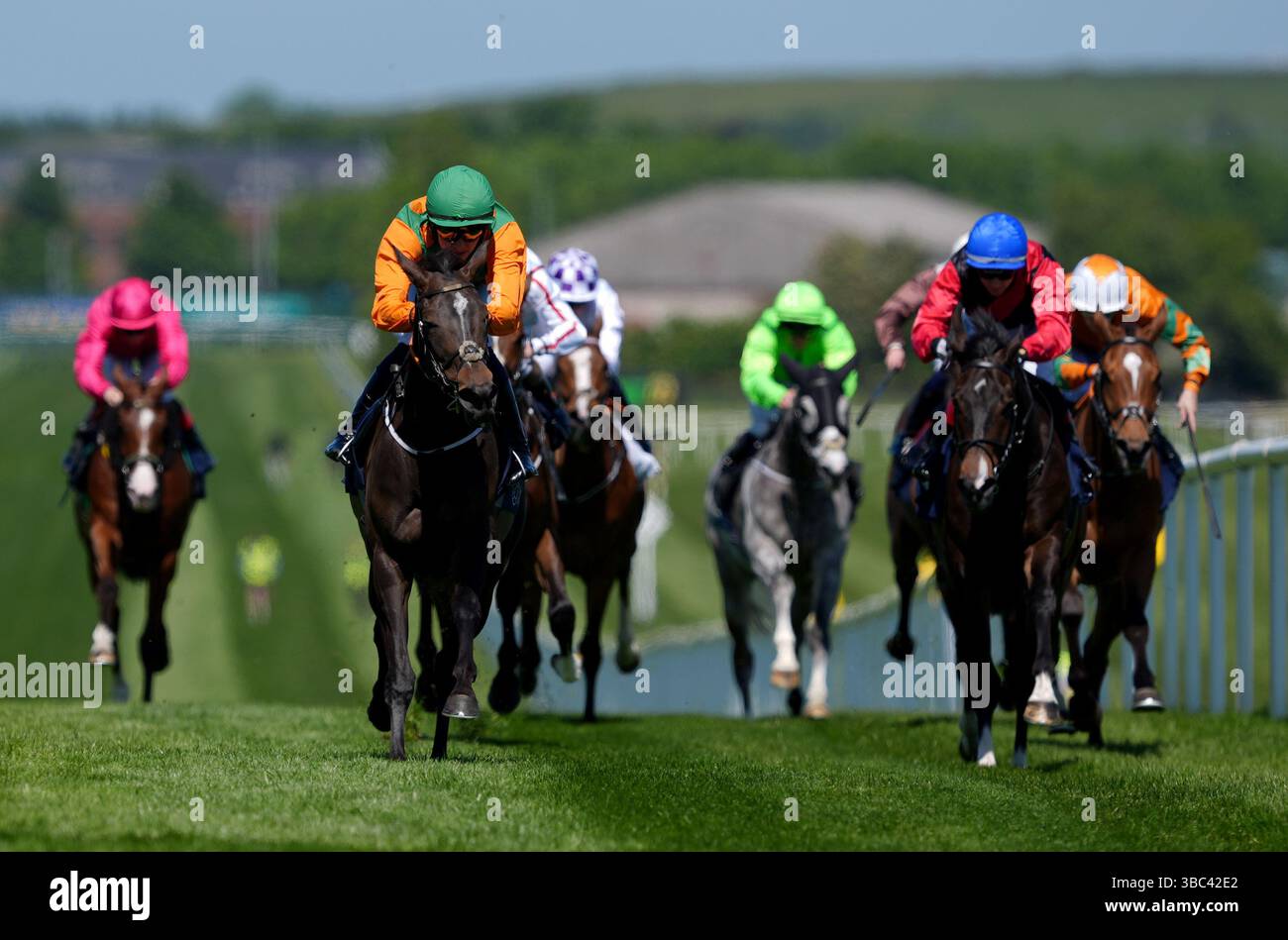 Independent Expert (second left) ridden by jockey Jack Kearney on their ...