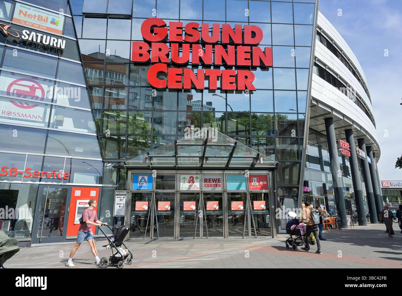 Gesundbrunnen-Center, Gesundbrunnen, Mitte, Berlin, Deutschland *** Gesundbrunnen Center ...