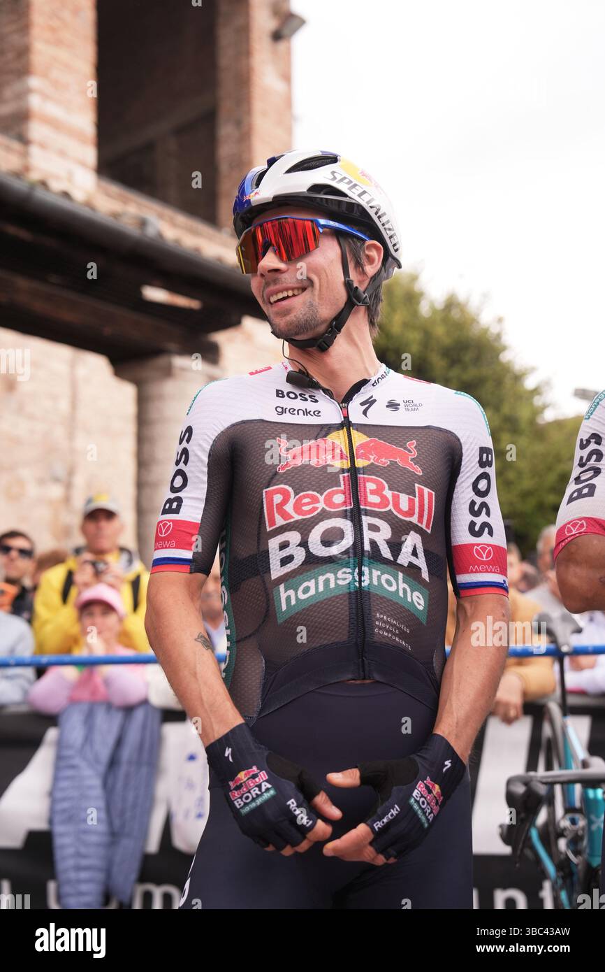 Gubbio, Italy. 18th May, 2025. Roglič Primož of Red Bull - Bora ...